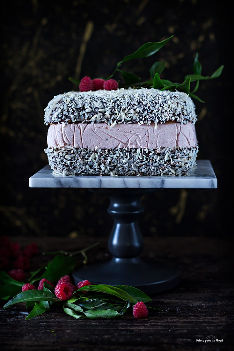 Lamington cheesecake de frambuesa – Dulces para un ángel